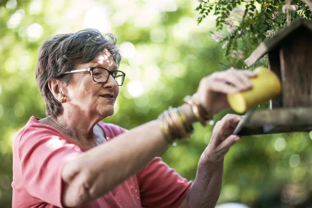 Simple Ways Residents Enjoy the Outdoors in Spring